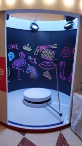 Top 25 interactive trade show booth ideas that will make your booth a hit